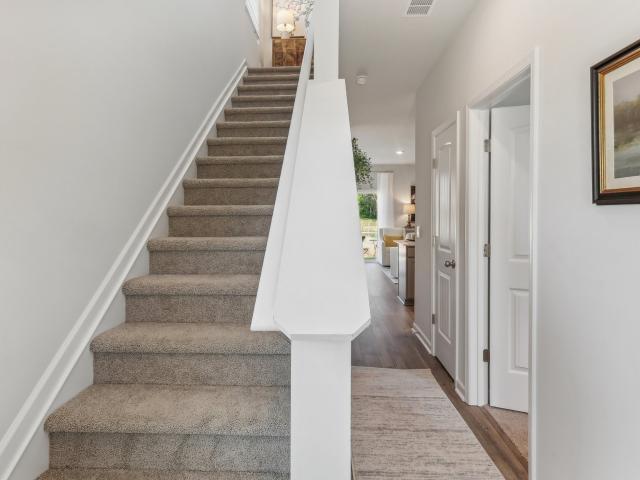 729 Ashbrook Drive