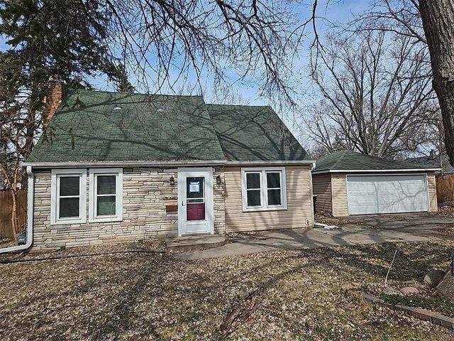 729 Brisbin St, Anoka, MN 55303