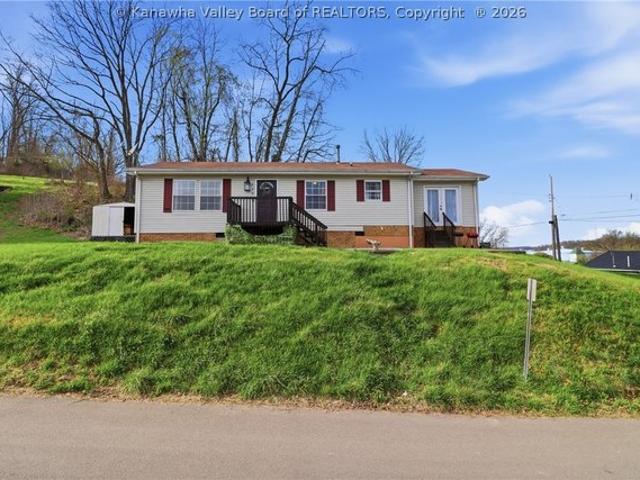 729 Daverton Rd, South Charleston, WV 25303