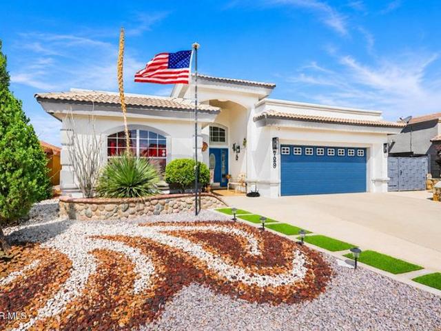 729 Desert Silver Dr, Horizon City, TX 79928