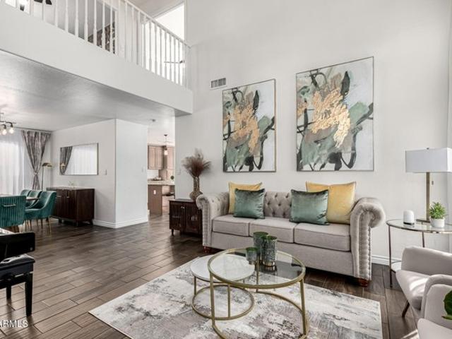 729 E Glenhaven Dr, Phoenix, AZ 85048