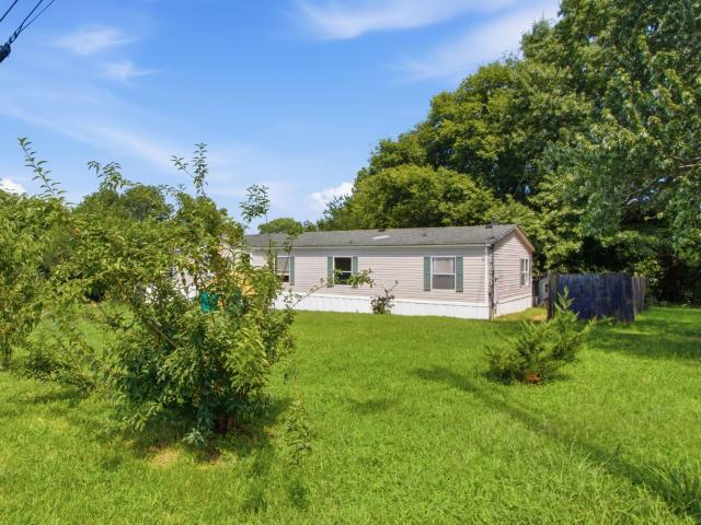 729 Elm St