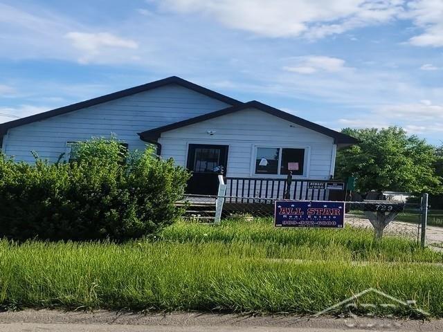 729 Kendrick St, Saginaw, MI 48602
