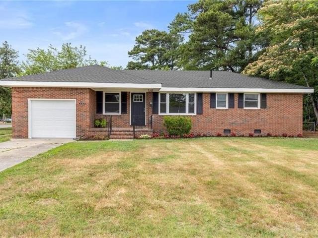 729 Howell St, Virginia Beach, VA 23464
