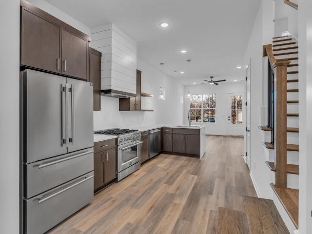 729 Idlewild Dr