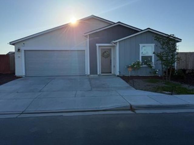 729 James Ave, Corcoran, CA 93212