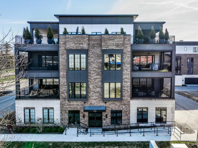 729 Livingstone Dr, Unit 400, Carmel, IN 46032 | MLS #22088