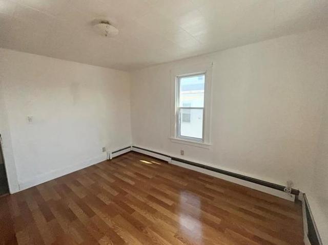 729 Madison Ave #3rd FL, Bridgeport, CT 06606
