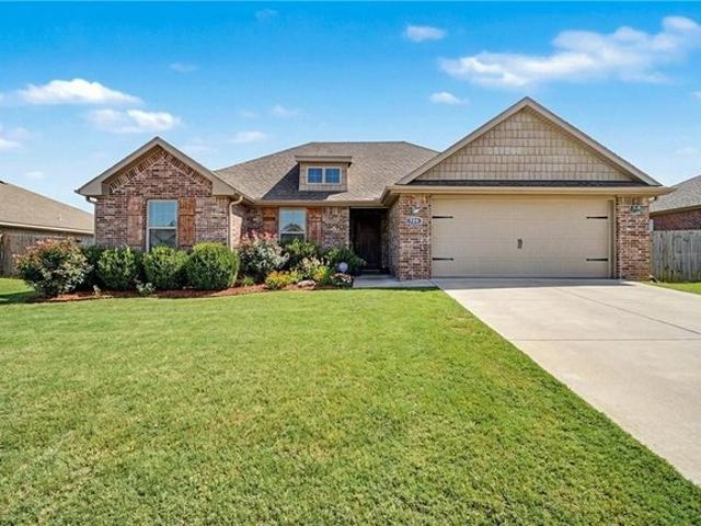 729 NW 64th Ave, Bentonville, AR 72713