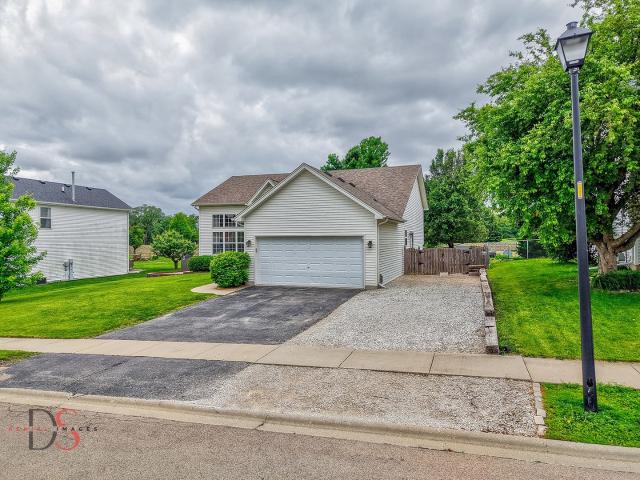 729 River Edge Circle