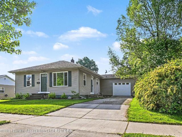 729 Riverside Drive