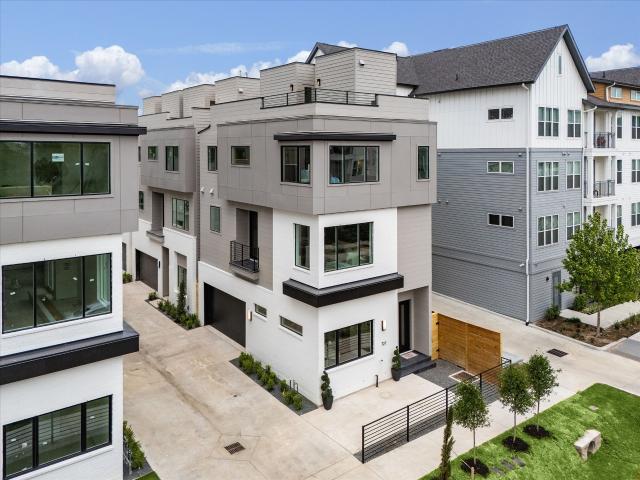 729 W 21st Street A