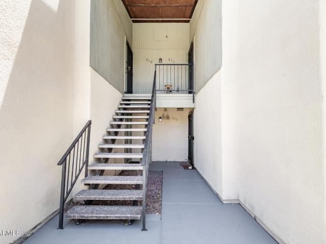 729 W Coolidge St, Unit 211, Phoenix, AZ 85013 | Compass