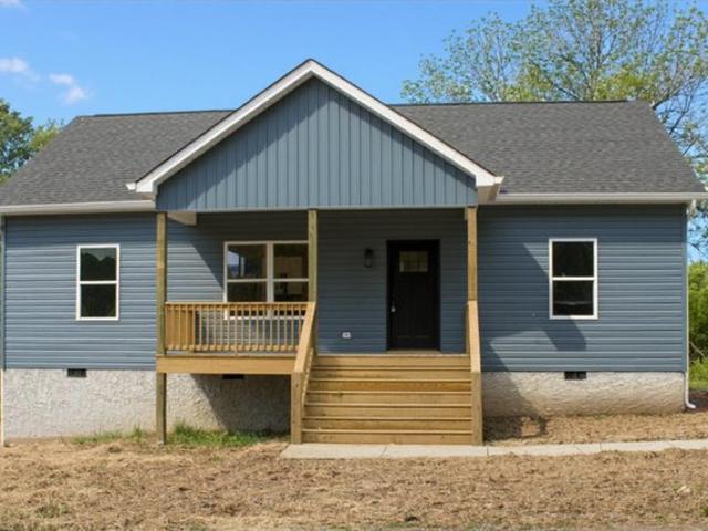 729 Walker Ave, Rossville, GA 30741