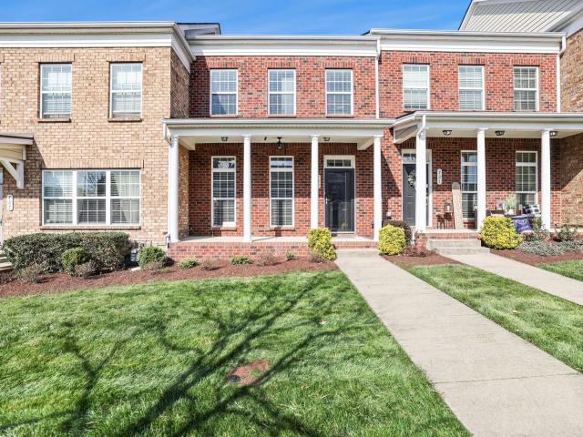 729 Westcott Ln