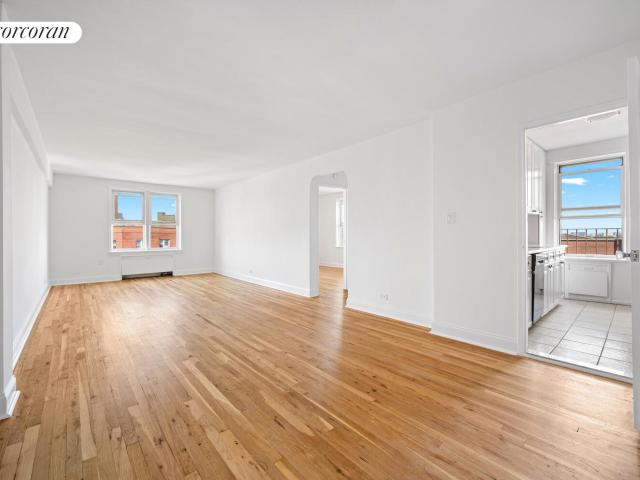72 61 th Street, Queens, NY