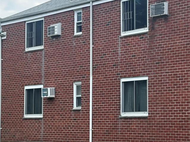 72 75 Little Neck Parkway GV 109G2 2