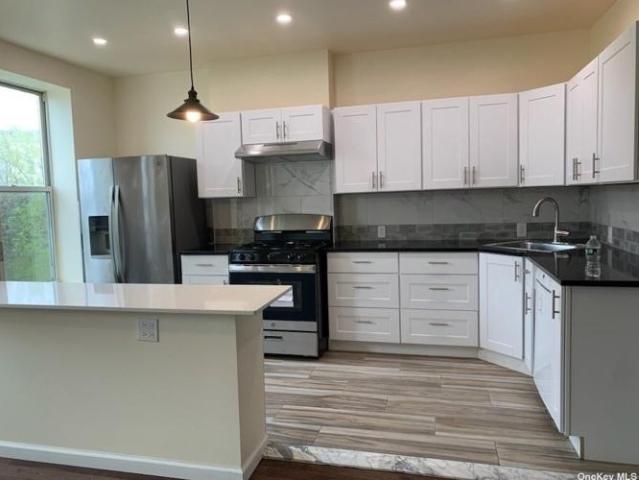 72 13 69Th St 2, Glendale, NY