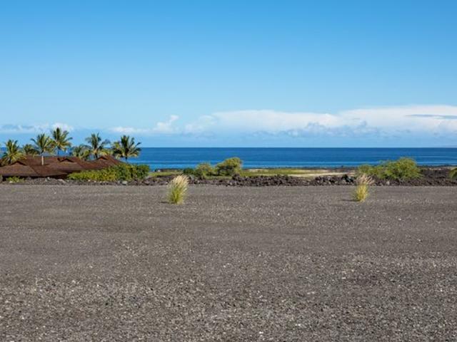 72 1107 Kekahawaiole Dr, Kailua Kona, HI 96740