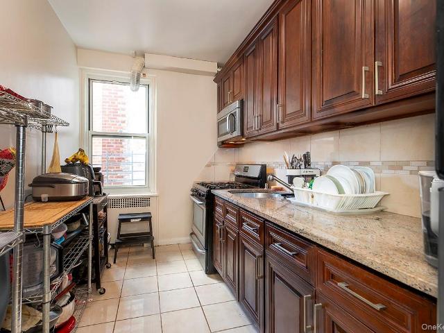 72 15 37th Avenue 6A