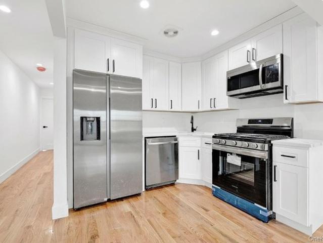 72 31 Hillmeyer Ave, Arverne, NY 11692