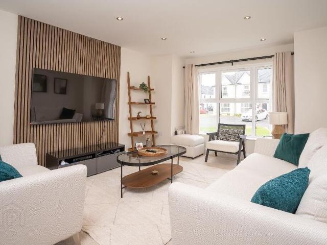 72 The Demesne, Hillsborough Road, Carryduff, BT8 8GU