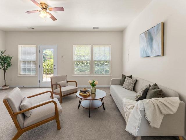 72 Villa Cir