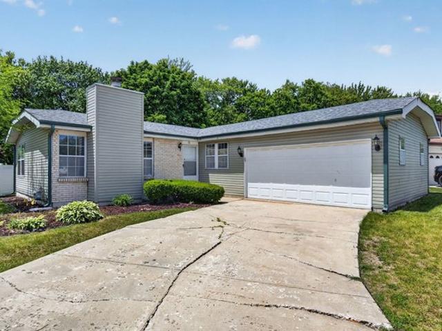 72 White Oaks Rd, Matteson, IL 60443