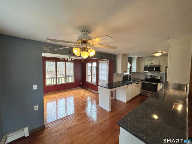 72 Willie Cir, Tolland, CT 06084 | MLS #24162 | Compass
