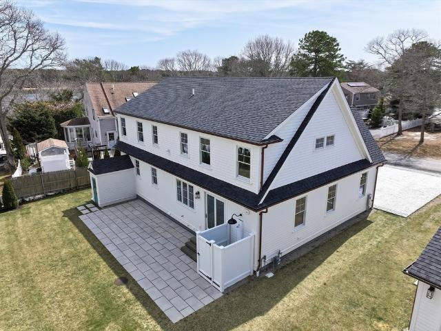 72 Woodside Dr