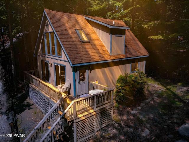 72 Woodridge Drive