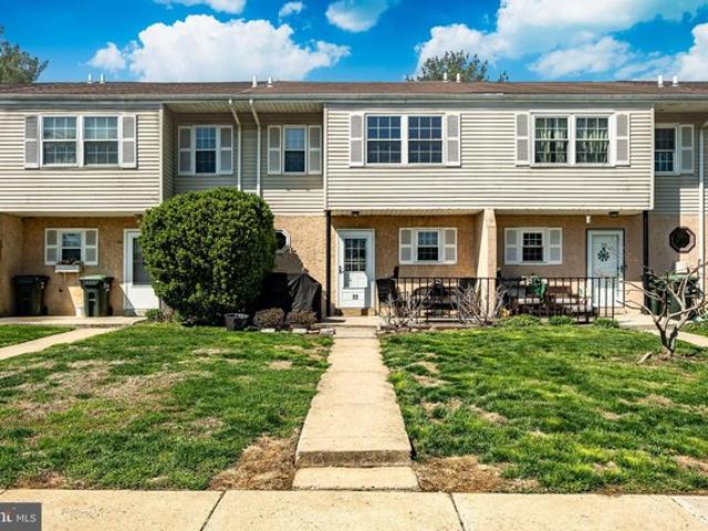 72 Ashley Ct, Downingtown, PA 19335