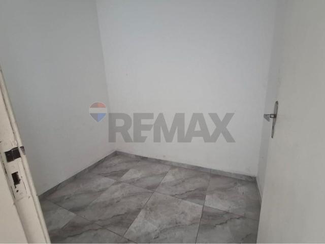72 Área Útil Apartamento Alugar, 2 Dormitórios localizado em São Mateus, Juiz de Fora, Minas Gerais, 36025000 | Brasil