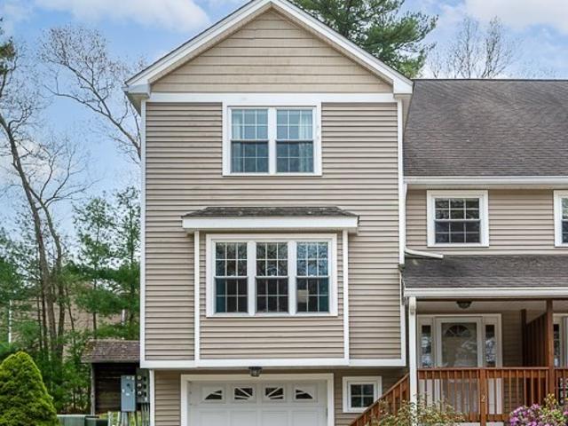 72 Arthur Dr, Unit 72, Northbridge, MA 01588 | MLS #73508 | Compass