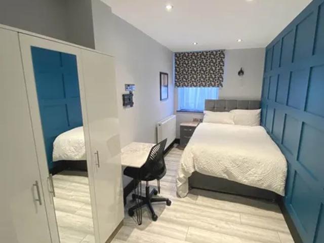 72 Balmoral Drive, Borehamwood, WD6 2RB, United Kingdom | Room for rent #139544862 | Rentberry