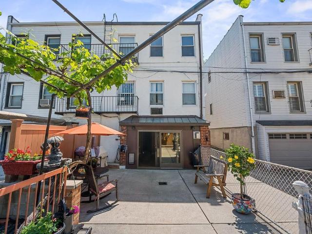 72 Bay 8th Street