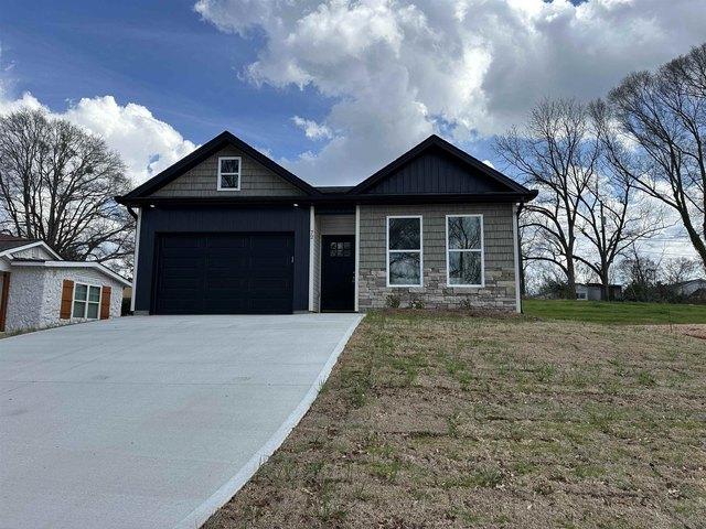 72 Bobo St, Inman, SC 29349