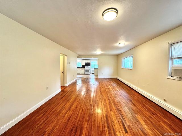 72 Bross Street
