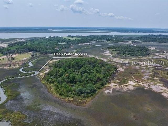 72 Canine Dr, Beaufort, SC 29907