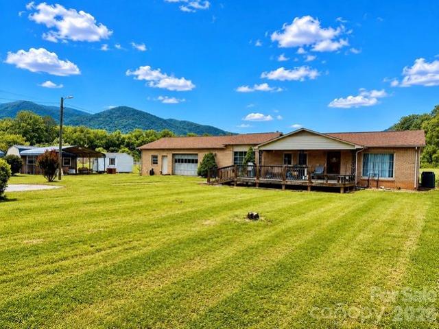 72 Circle Dr, Marion, NC 28752