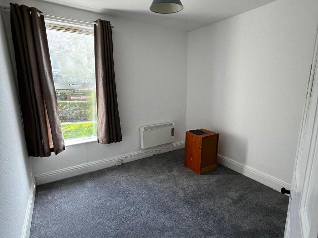 72 Coleridge Road TFF 2 bed apartment to rent £4,312 pcm £995 pw