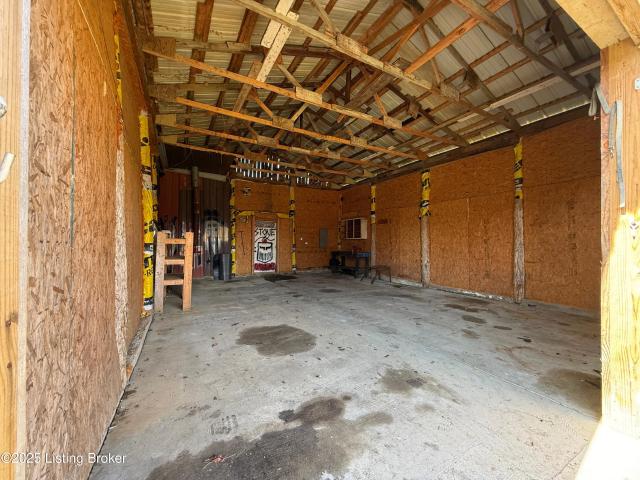 72 Corey Ln