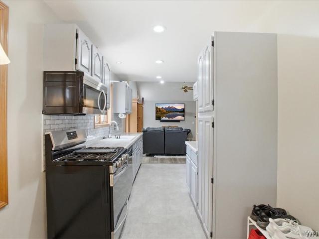 72 Delaney Avenue