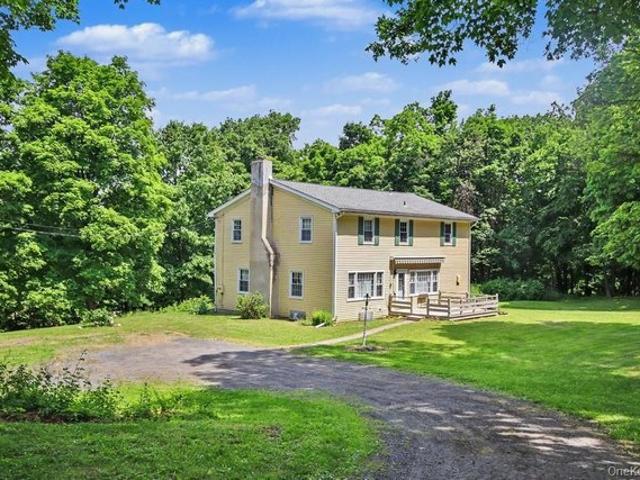 72 Egbertson Rd, Campbell Hall, NY 10916