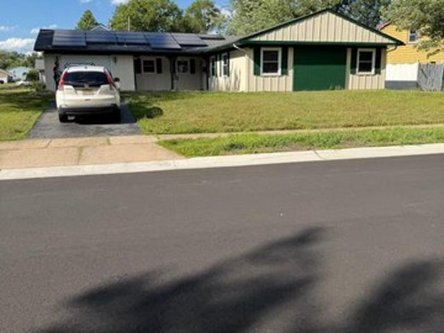 72 Edge Ln, Willingboro, NJ 08046