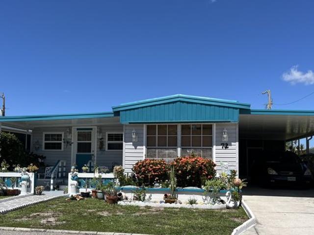 72 Encore Dr, North Fort Myers, FL 33903