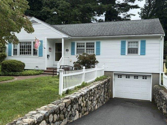 72 Eustis Ave, Wakefield, MA 01880