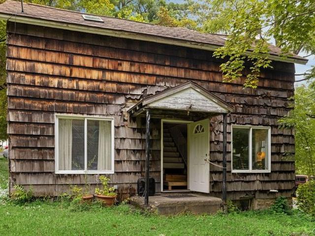 72 Farnham St, Cazenovia, NY 13035