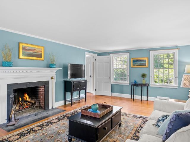 72 Ferry Lane