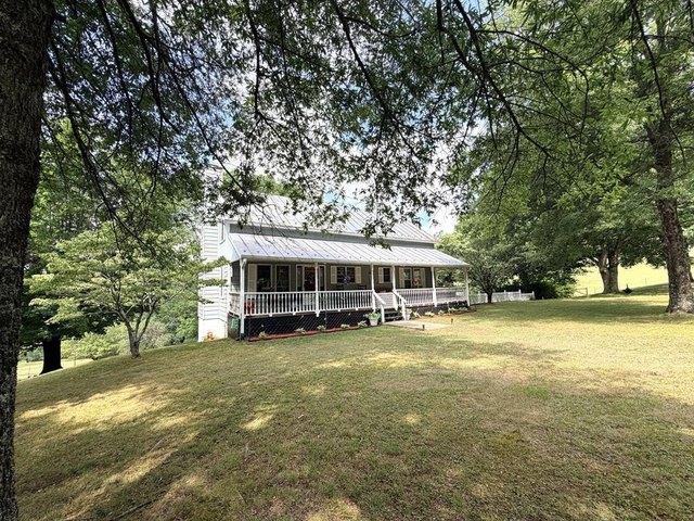 72 Fox Glen Rd, Fancy Gap, VA 24328